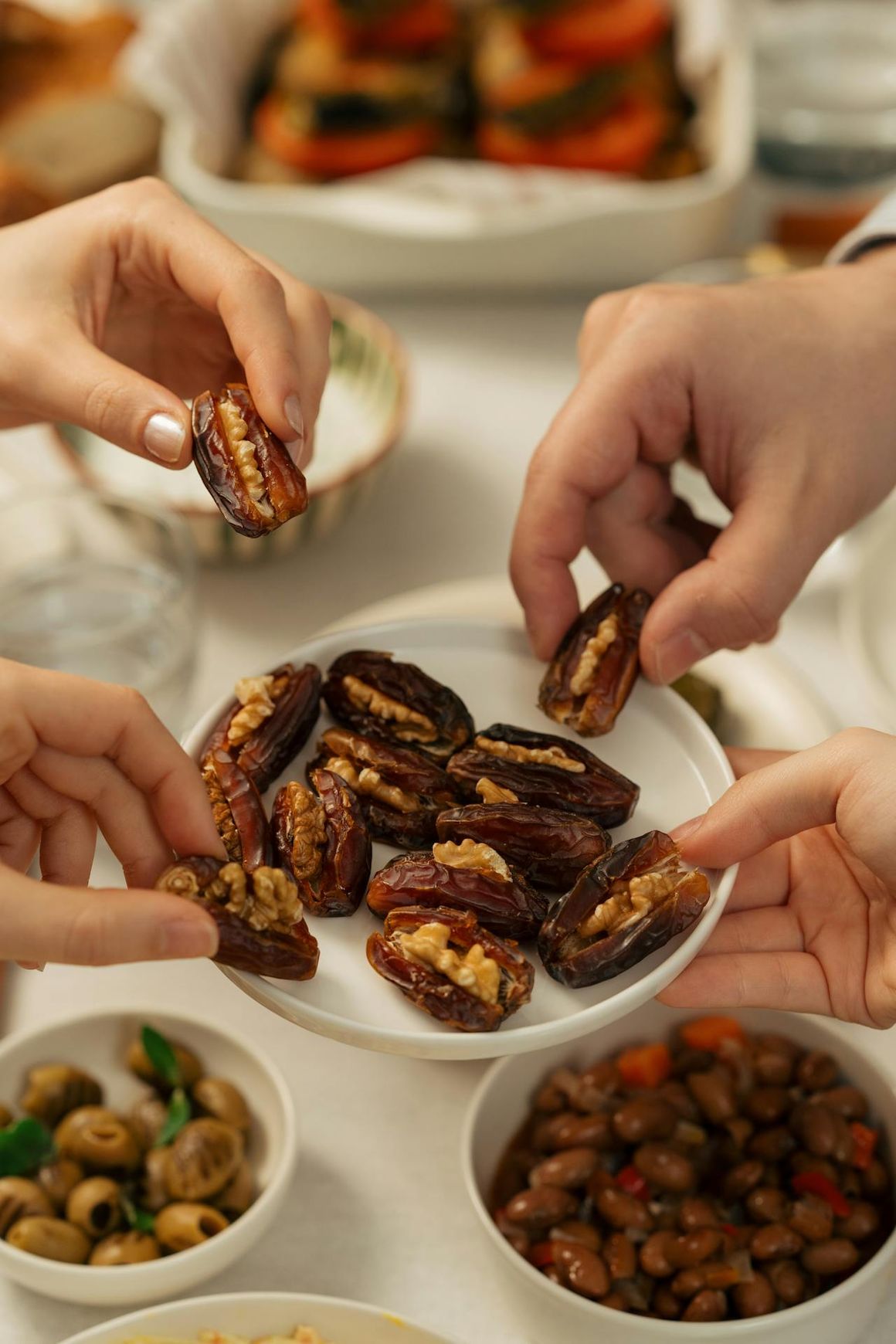 The Science Behind Fasting: Unveiling the Health Benefits of Ramadan The Science Behind Fasting: Unveiling the Health Benefits of Ramadan